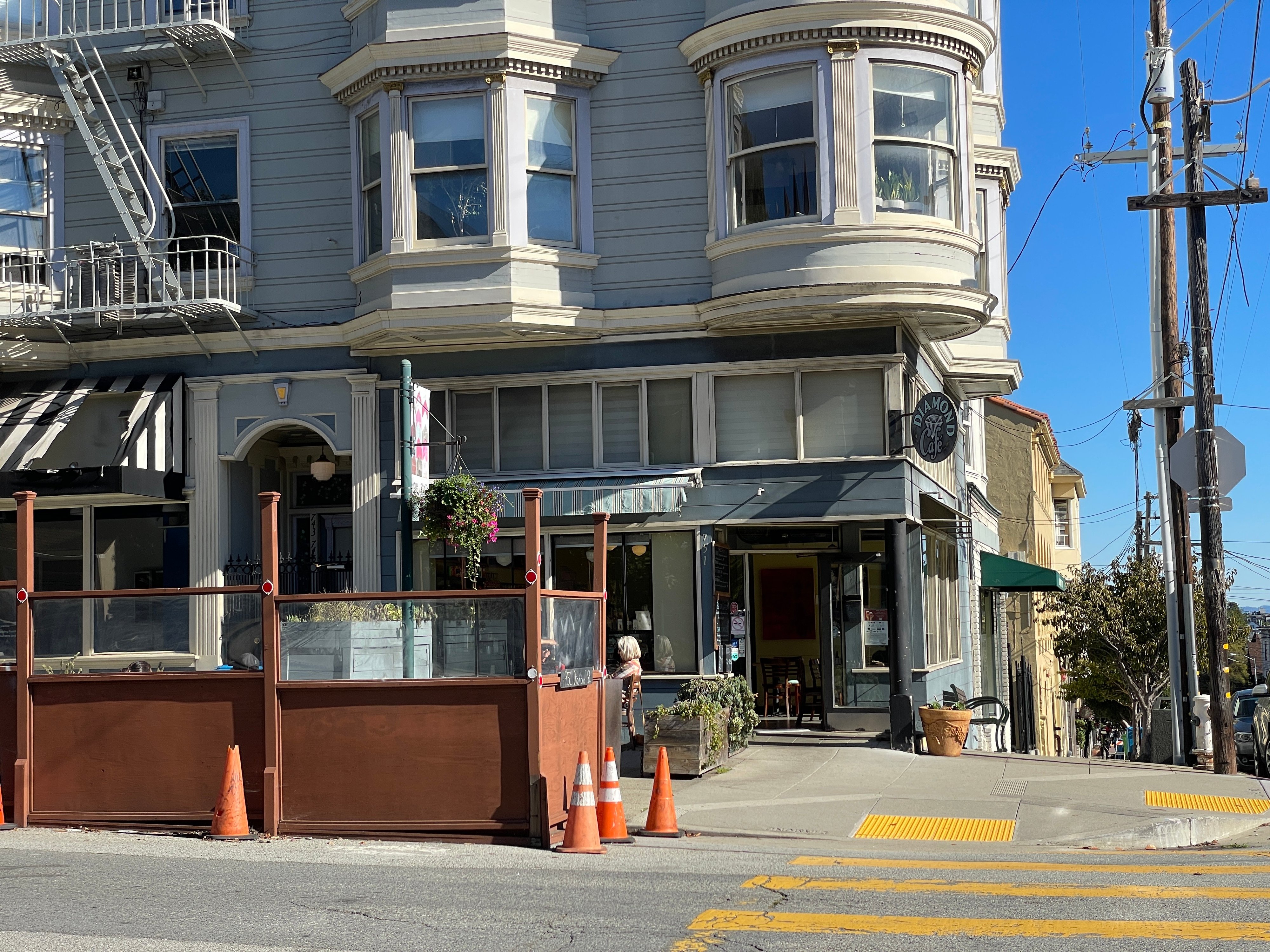 Home [diamondcafesf.com]
